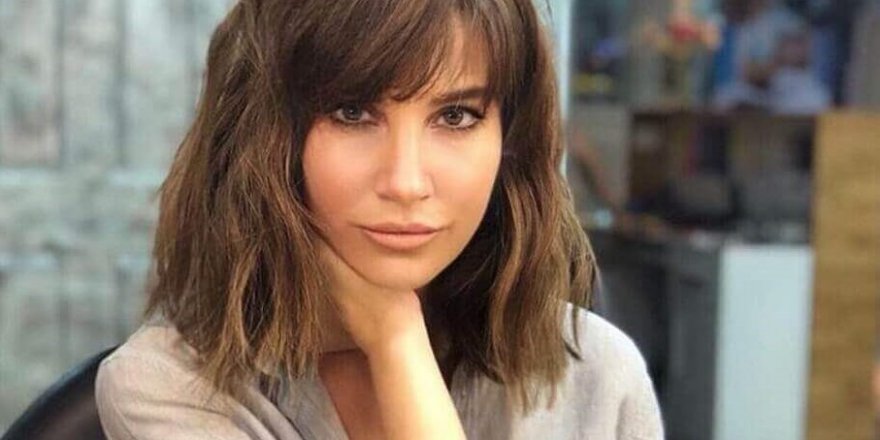 Rojda Demirer, Fenerbahçeli sevgilisiyle fotoğrafını paylaştı